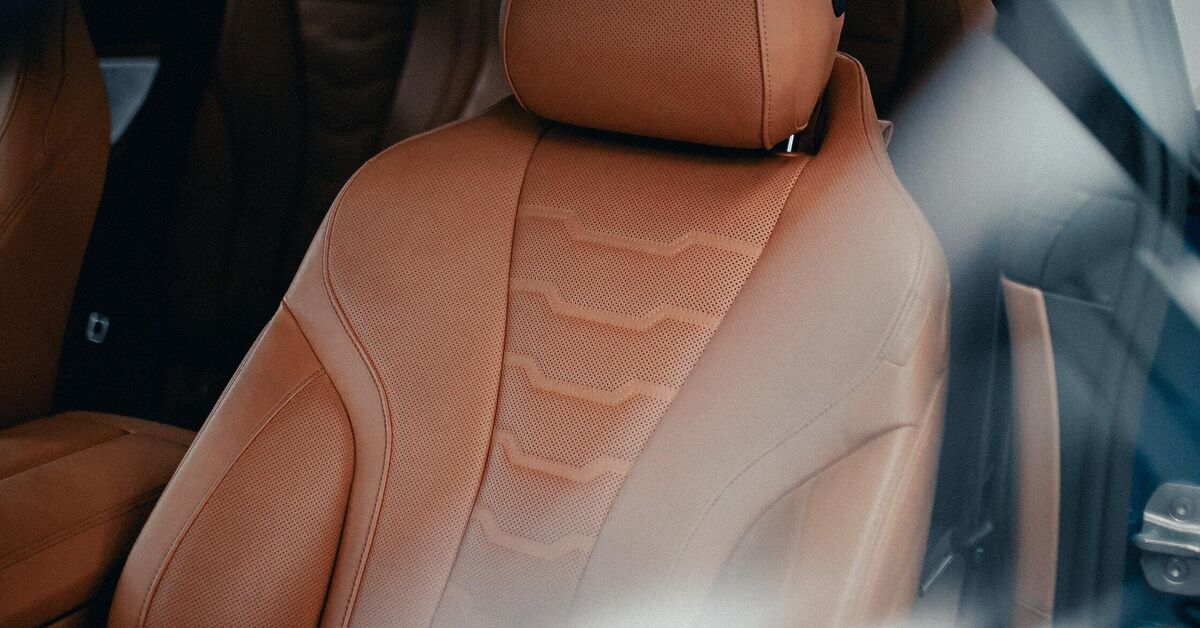 Sitzposition im Auto » So geht's richtig | Porsche Bank